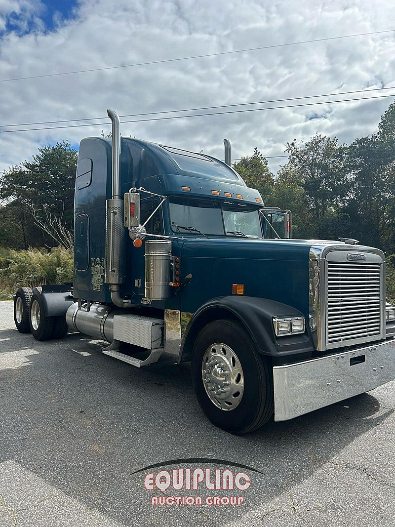 2000 Freightliner Classic XL (For Sale) | Sleeper Truck | #DKFB93419