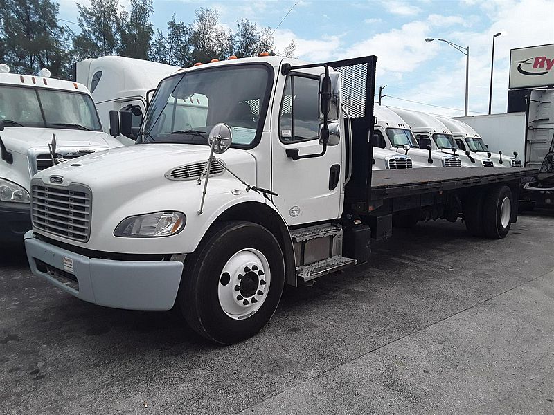 2015 Freightliner M2 106 For Sale | Flatbed | #346991