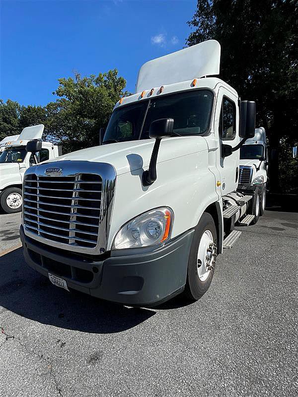 2014 Freightliner CASCADIA 125 For Sale | Day Cab | #587254