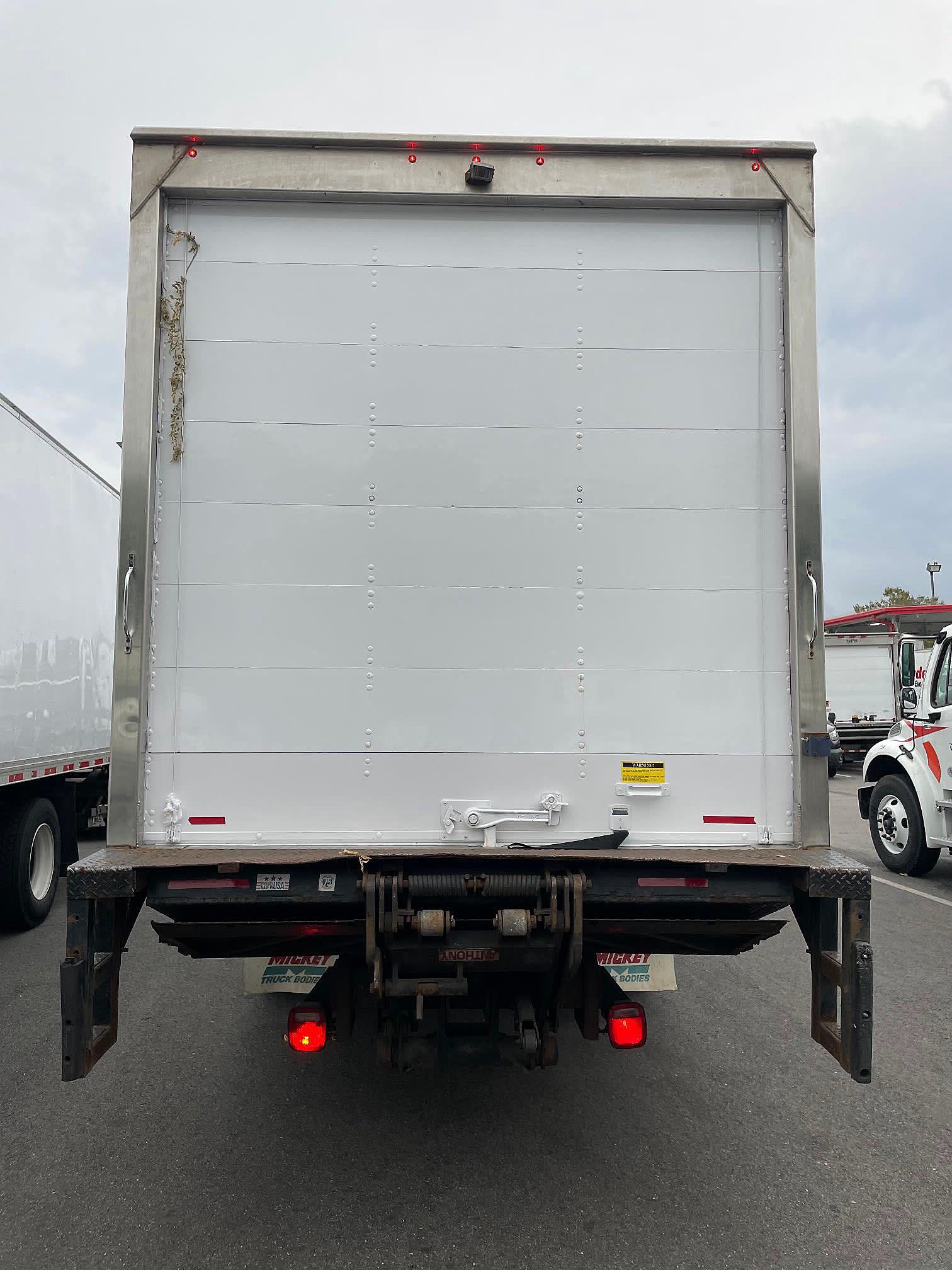 2017 Peterbilt 330 For Sale | 26' Box | Non CDL | #667474