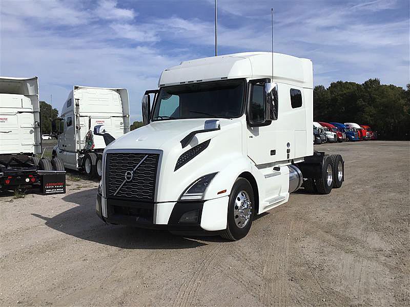 2019 Volvo VNL 740 For Sale | 70" Sleeper | #261965