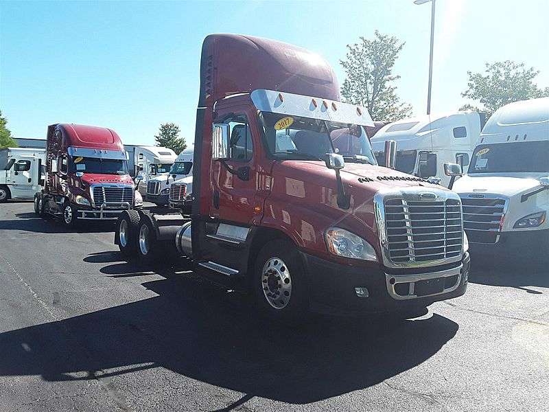 2017 Freightliner CASCADIA 125 For Sale | Day Cab | #678874
