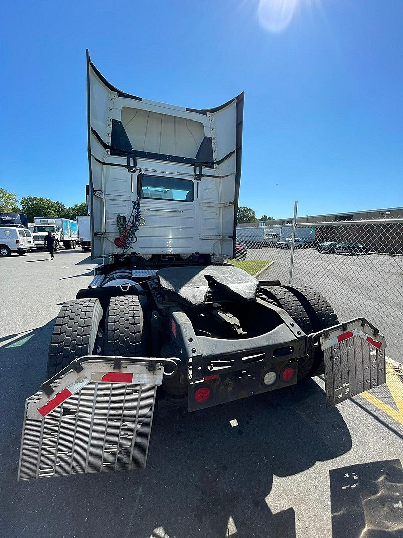 2017 Volvo VNL For Sale | Day Cab | #679782