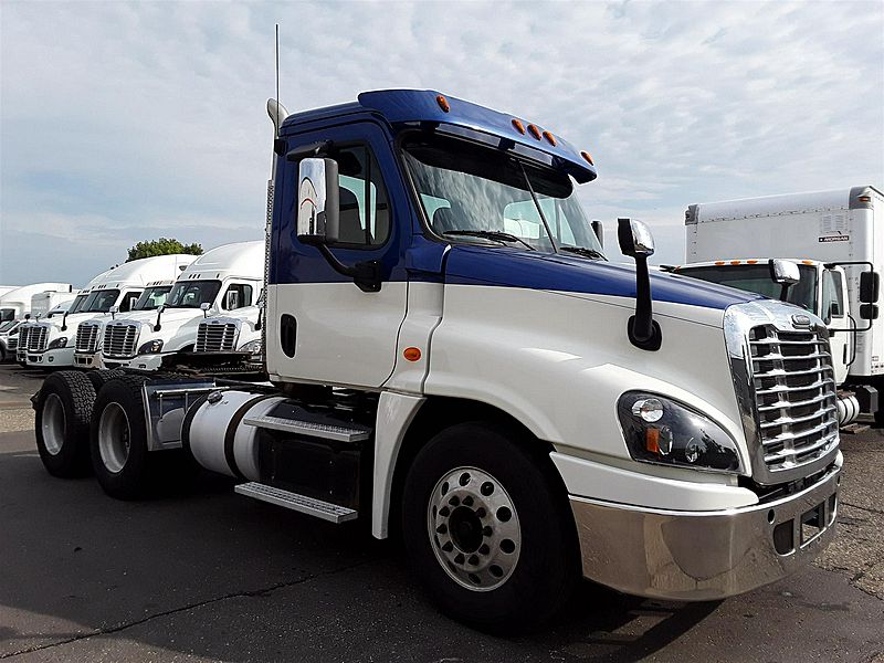 2015 Freightliner CASCADIA 125 For Sale | Day Cab | #568372