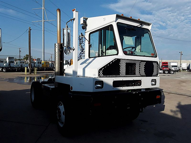 2017 Capacity SABRE 5 4X2 For Sale | Yard Spotter | #756035