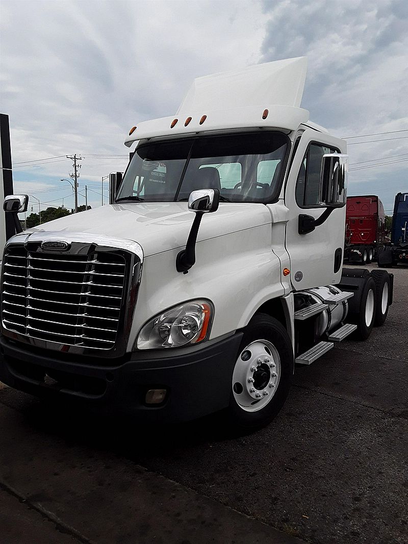 2018 Freightliner CASCADIA 125 For Sale | Day Cab | #757306