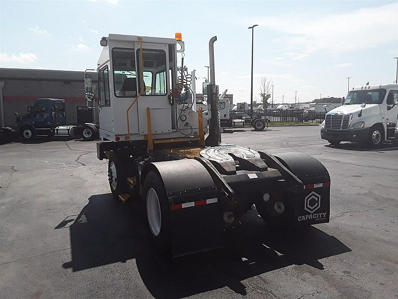 2017 Capacity SABRE 5 4X2 For Sale | Yard Spotter | #767282