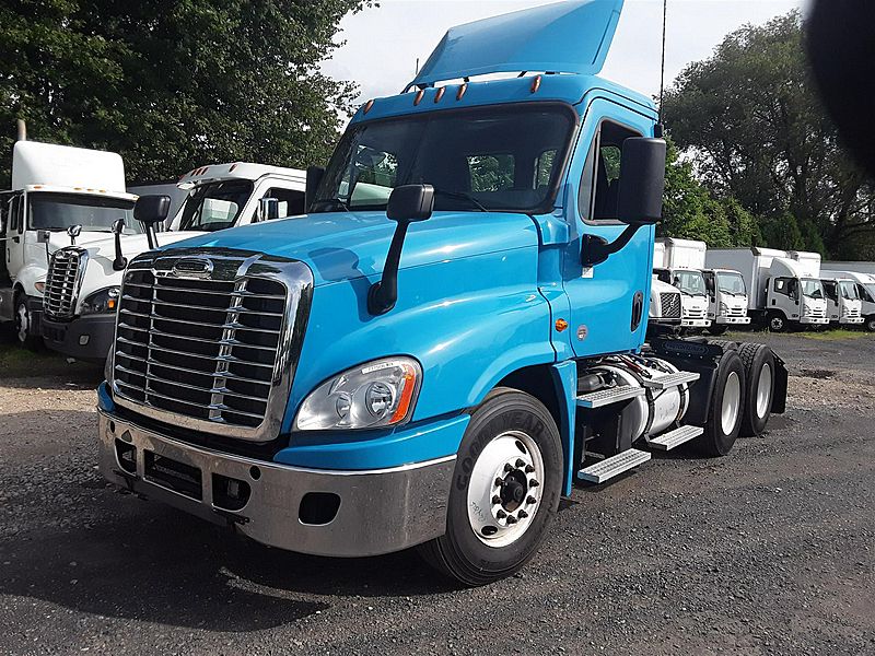 2018 Freightliner CASCADIA 125 For Sale | Day Cab | #777506