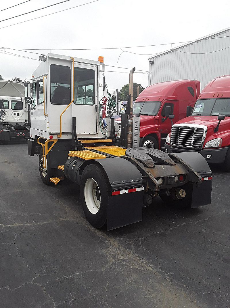2017 Capacity SABRE 5 4X2 For Sale | Yard Spotter | #774525