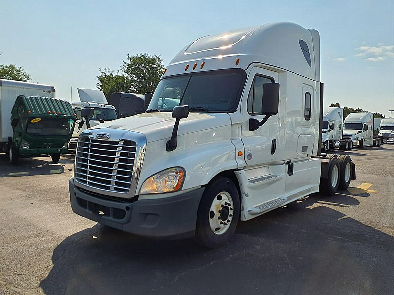 2018 Freightliner CASCADIA 125 For Sale | 72" Sleeper | #789944