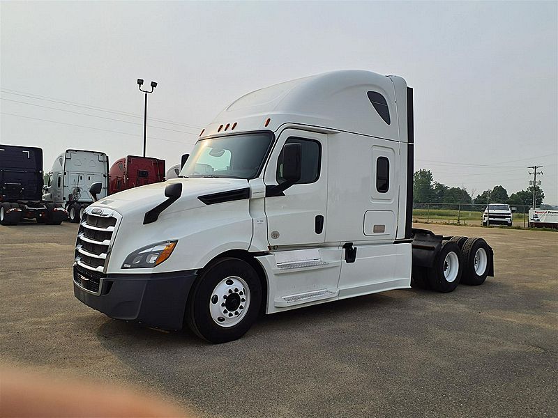 2018 Freightliner NEW CASCADIA PX12664 For Sale | 72" Sleeper | #802751