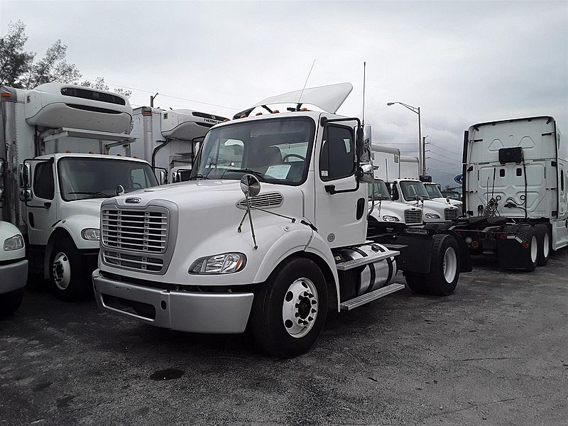 2015 Freightliner M2 112 For Sale | Day Cab | #642594