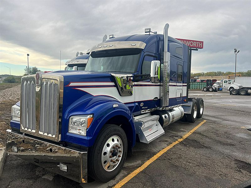2020 Kenworth W990 (For Sale) | 76" Sleeper | #0559227
