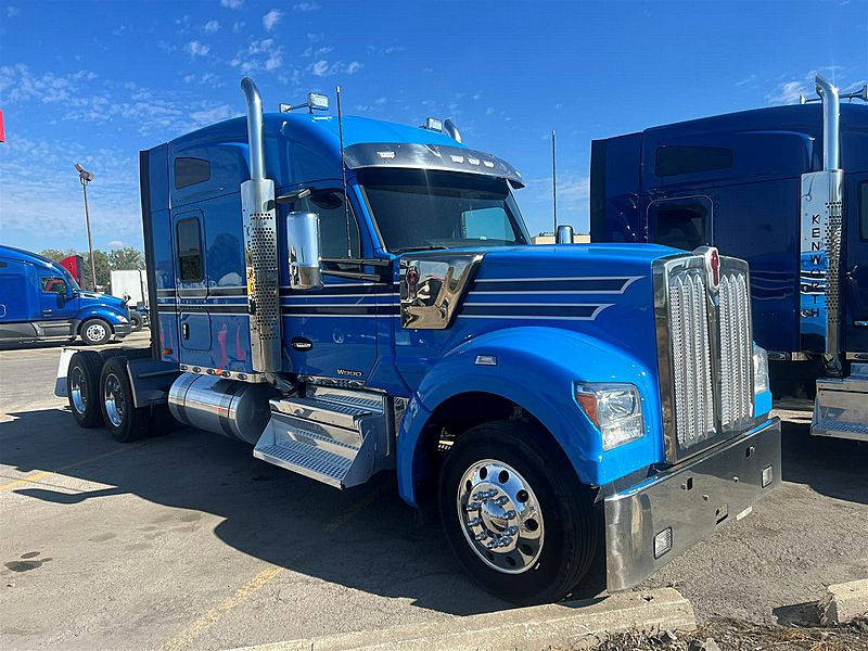 2021 Kenworth W990 For Sale | 76" Sleeper | #0559229