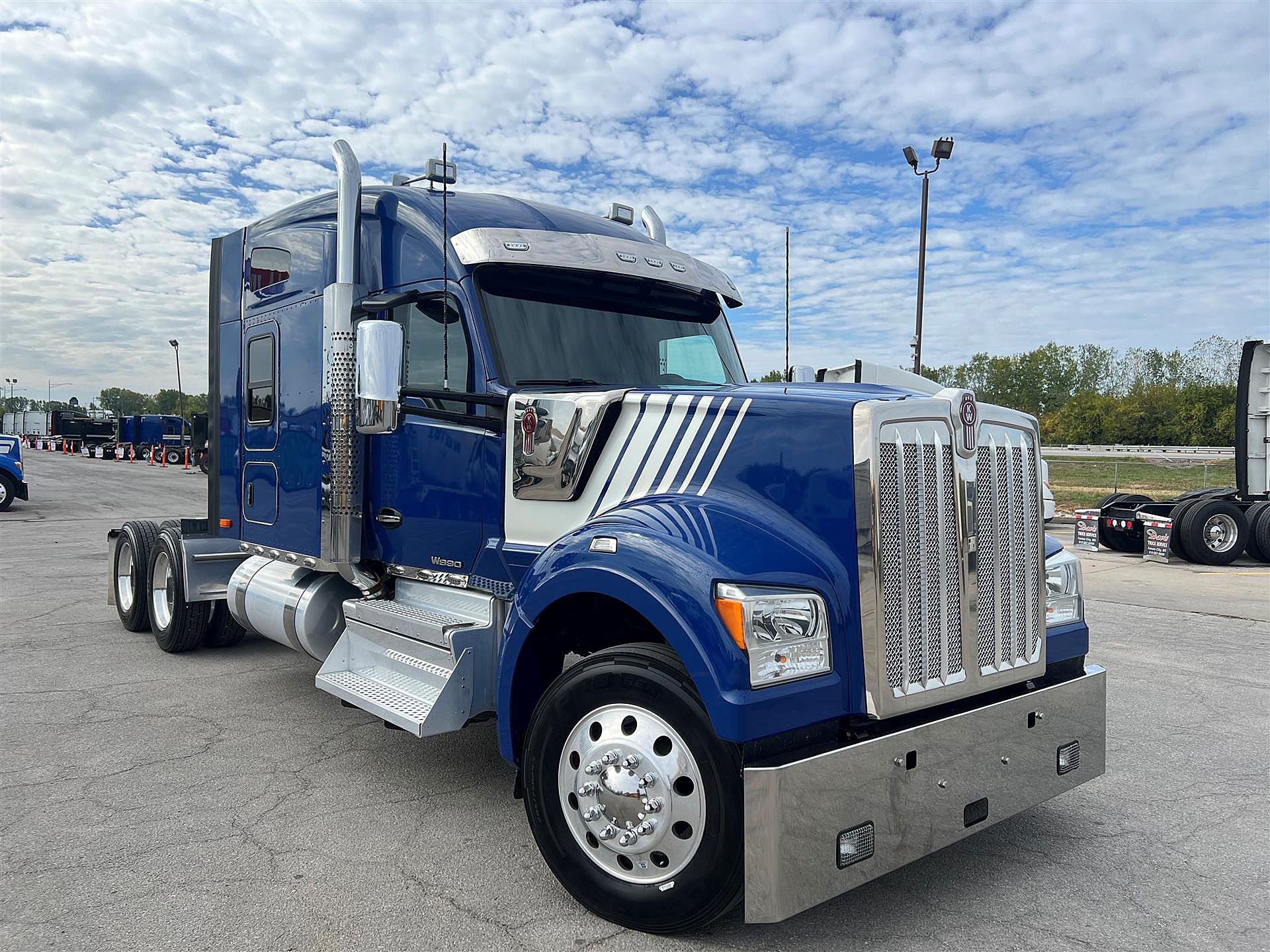 2021 Kenworth W990 For Sale | 76" Sleeper | #0559232