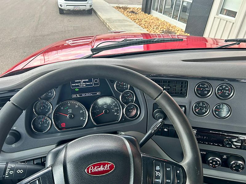 2017 Peterbilt 567 (For Sale) | Day Cab | #5650W