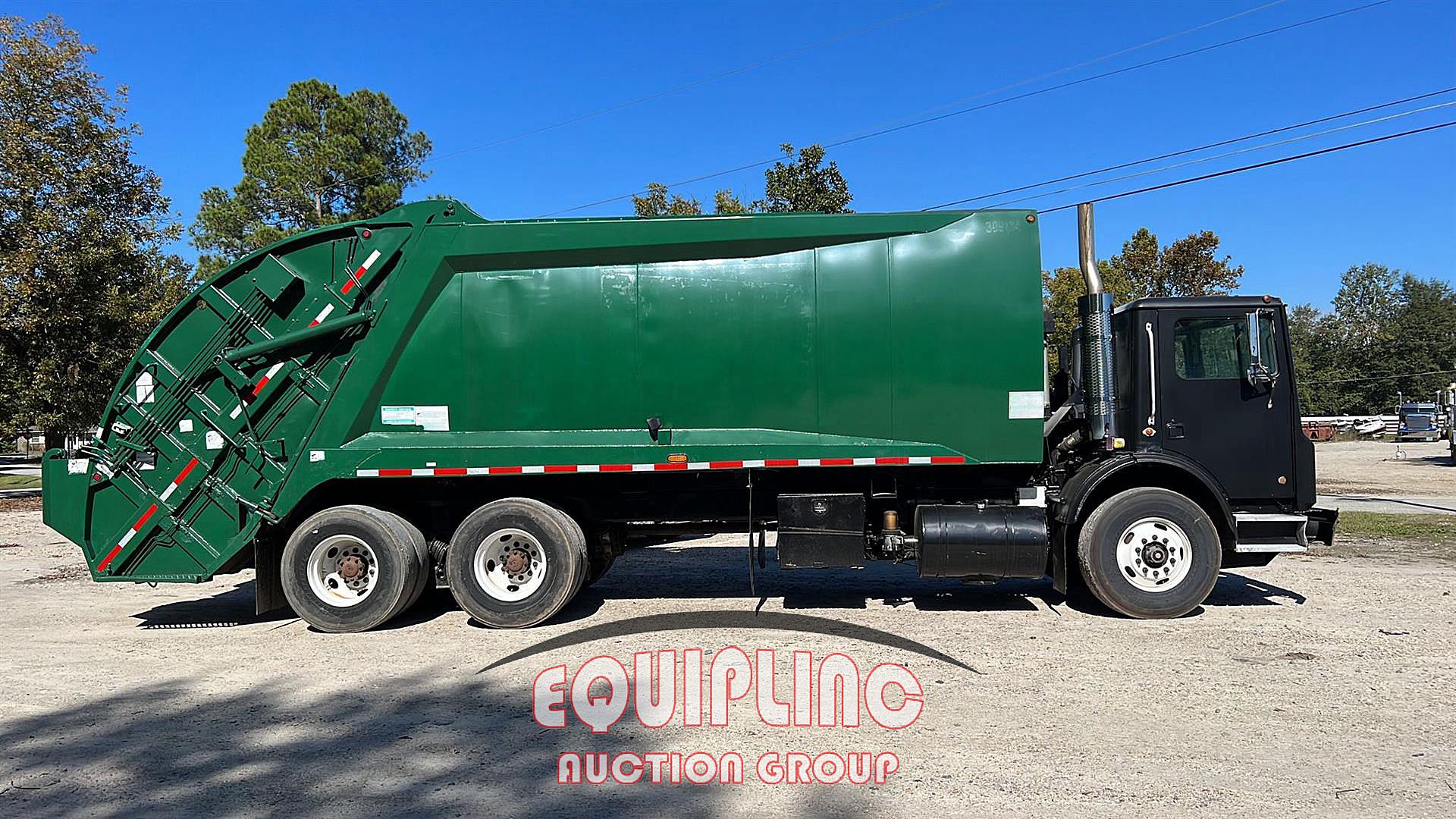2004 Mack REFUSE TRUCK For Sale | Refuse Truck | #CJM025027