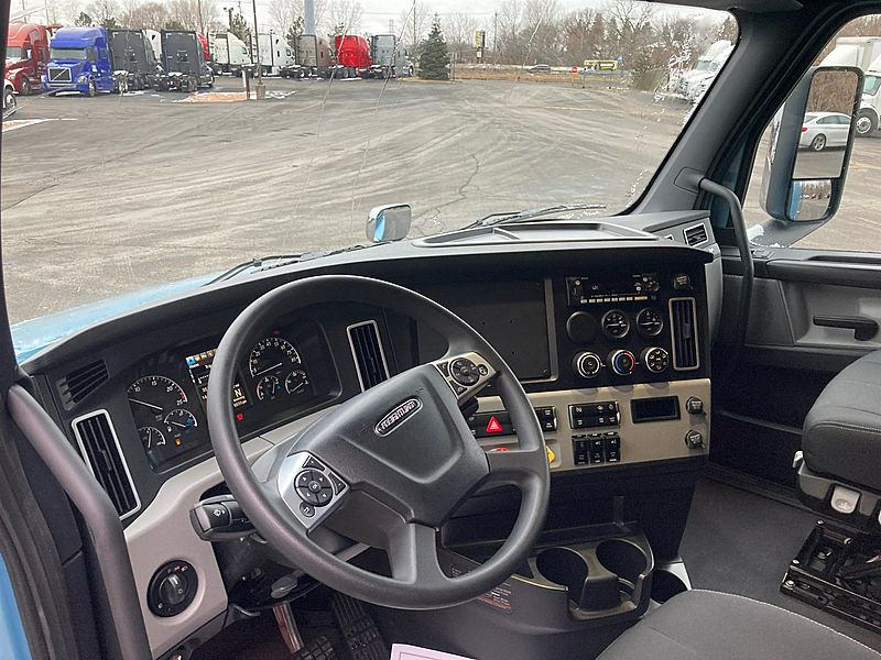 2024 Freightliner New Cascadia For Sale | 72" Sleeper | #754032