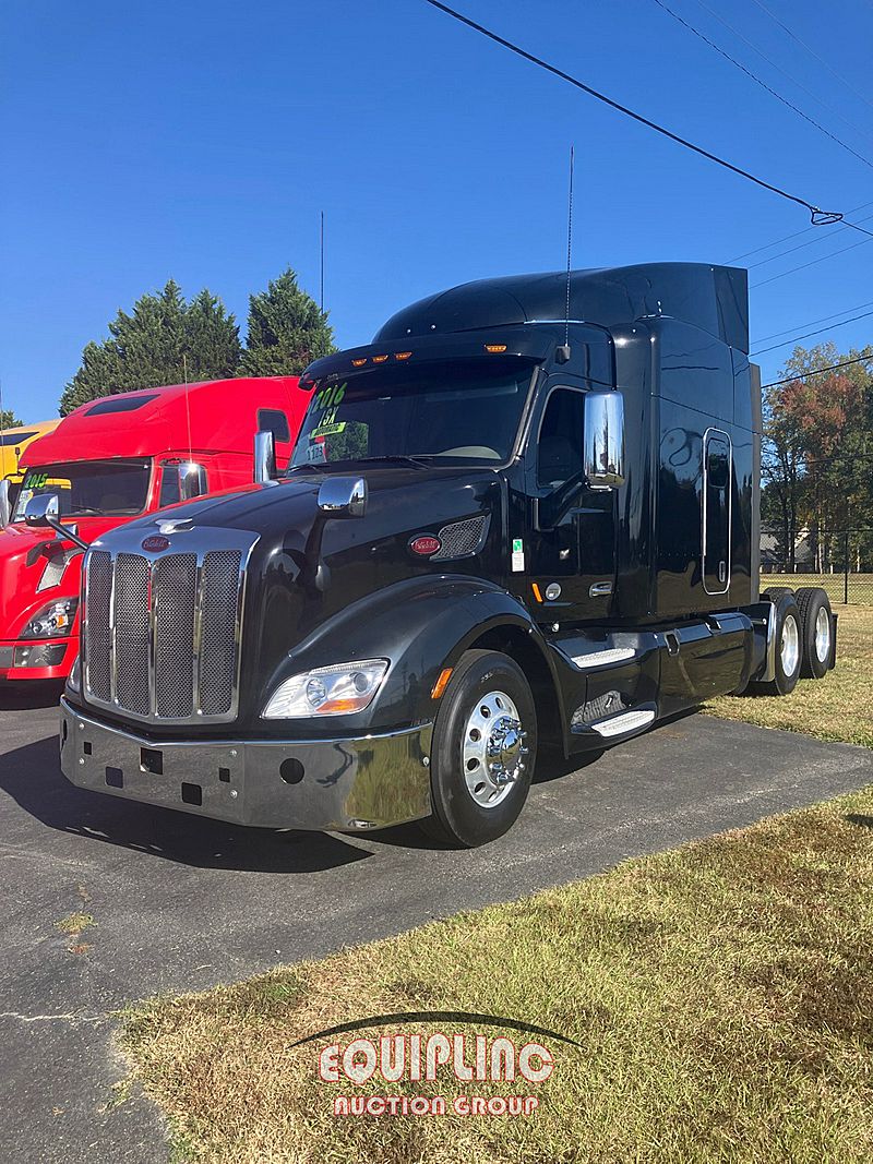 2016 Peterbilt 579 (For Sale) | Sleeper Truck | #CEH344383