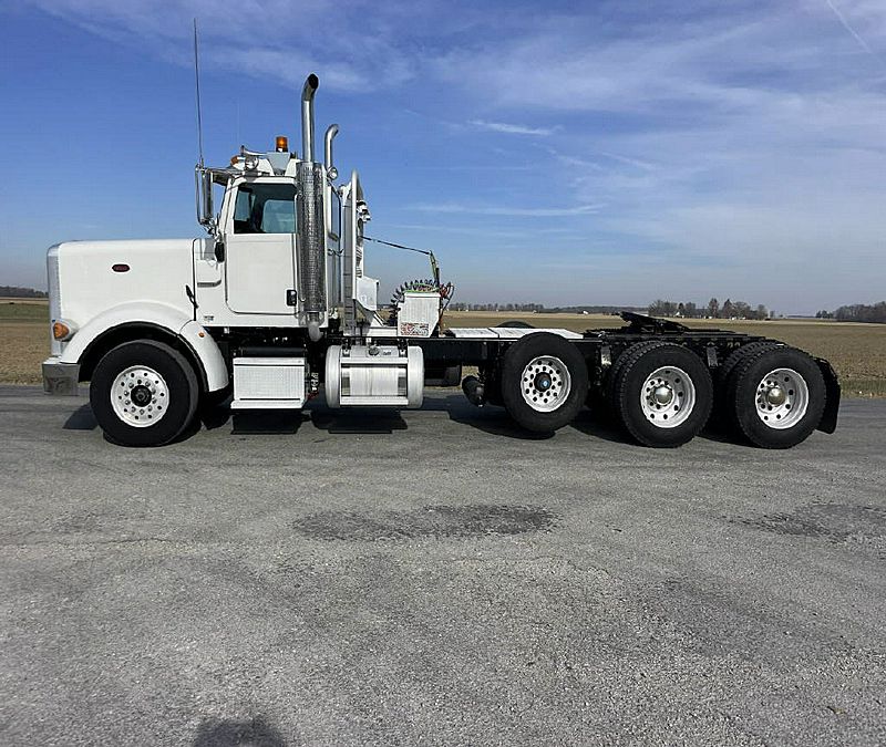 2013 Peterbilt 367 (For Sale) | Semi Truck | #8073