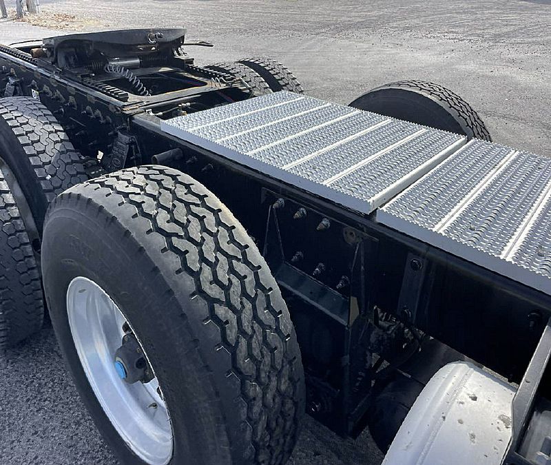 2013 Peterbilt 367 (For Sale) | Semi Truck | #8073