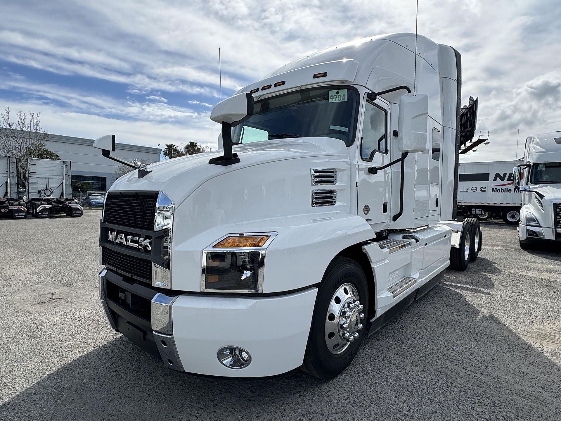 2024 Mack Anthem AN64T For Sale | Sleeper Truck | #02AN045172