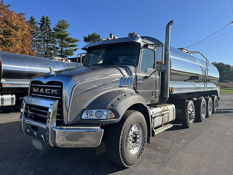 2019 MACK Granite GR64B (For Sale) | Milk Truck | #13729MHP