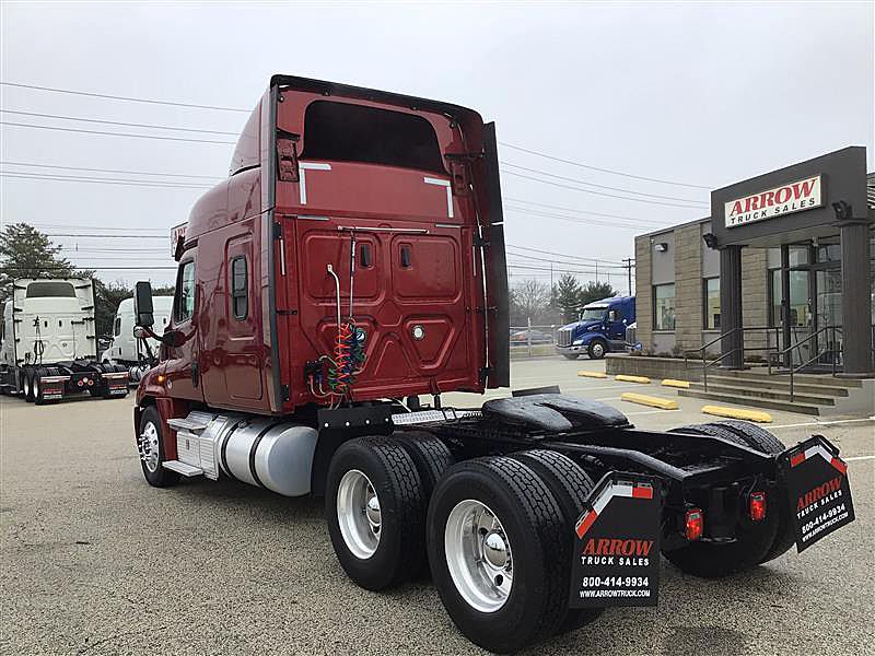 2018 Freightliner CASCADIA EVOLUTION For Sale | 72" Sleeper | #262084