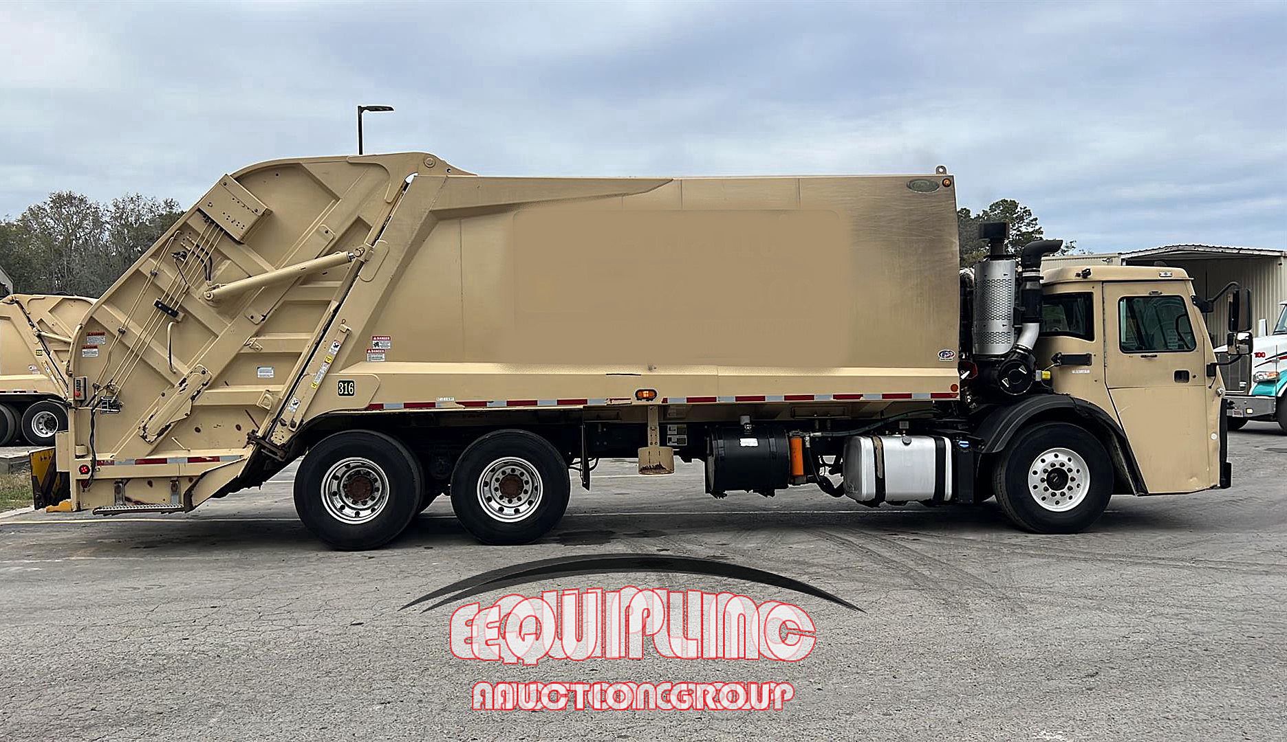 2018 Mack LR613 REAR LOADER GARBAGE TRUC (For Sale) | Refuse Truck ...