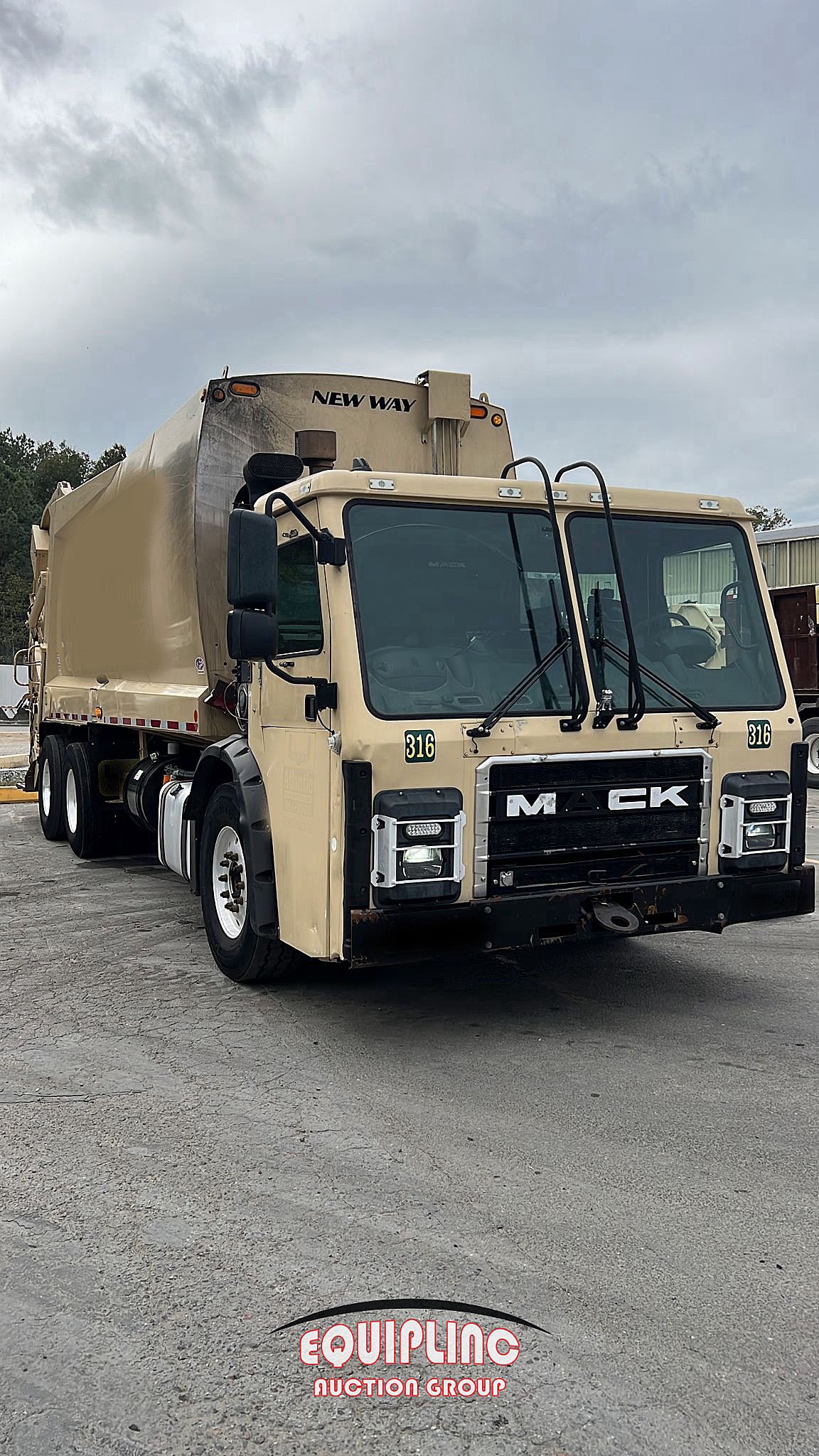 2018 Mack LR613 REAR LOADER GARBAGE TRUC (For Sale) | Refuse Truck ...