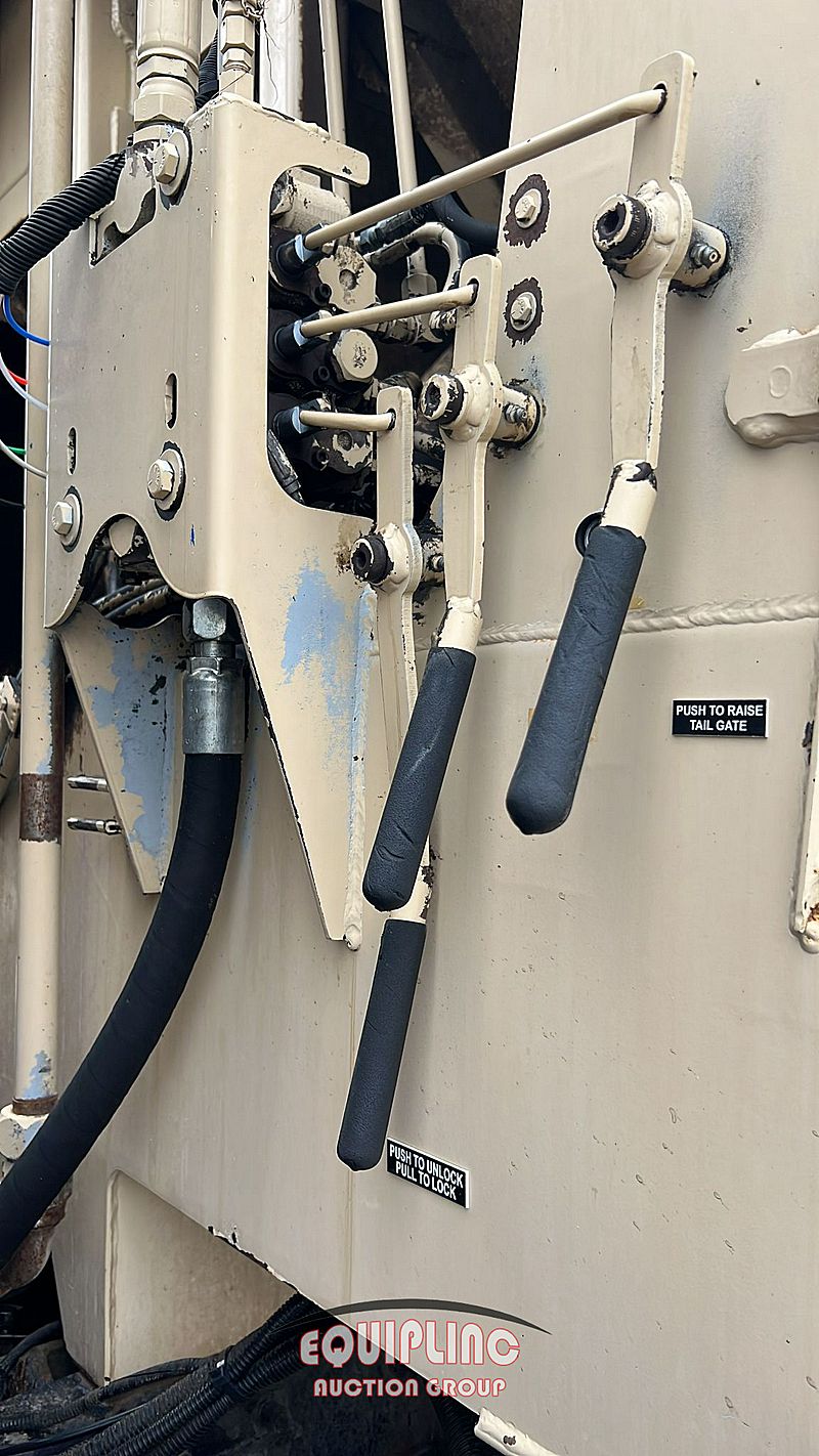 2018 Mack LR600 REAR LOADER GARBAGE TRUC (For Sale) | Refuse Truck | # ...