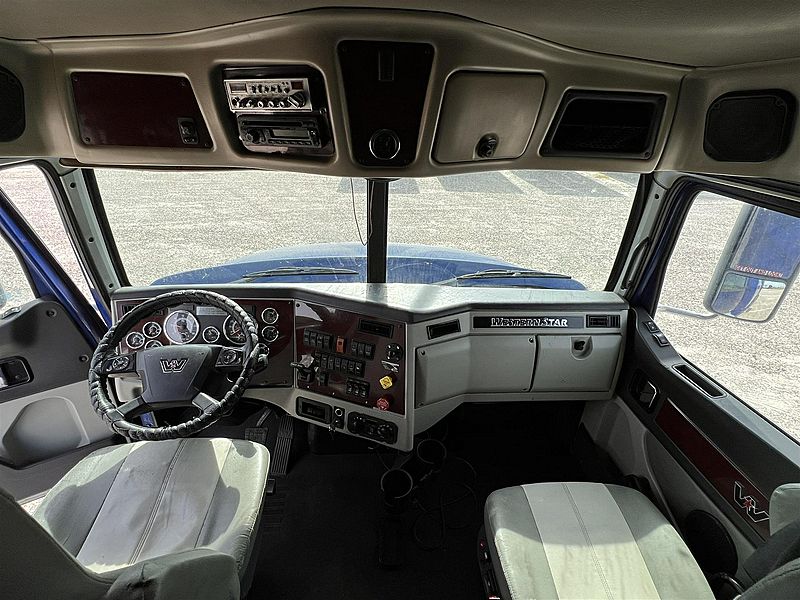 2016 Western Star 5700XE For Sale | 72" Sleeper | #HC1094