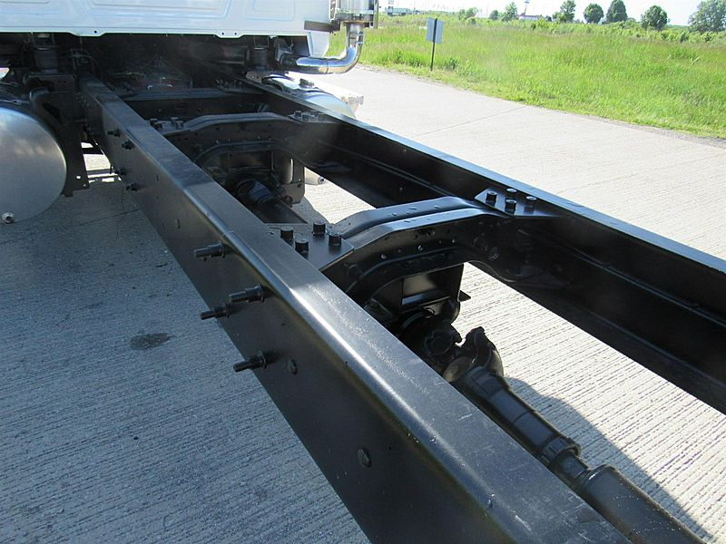 2005 Mack Granite CV713 (For Sale) | Cab & Chassis | # 7947