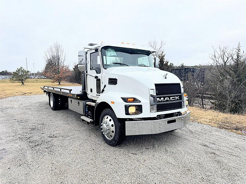 2024 Mack MD6 42R For Sale | Rollback | Non CDL | # MD013498/A428B
