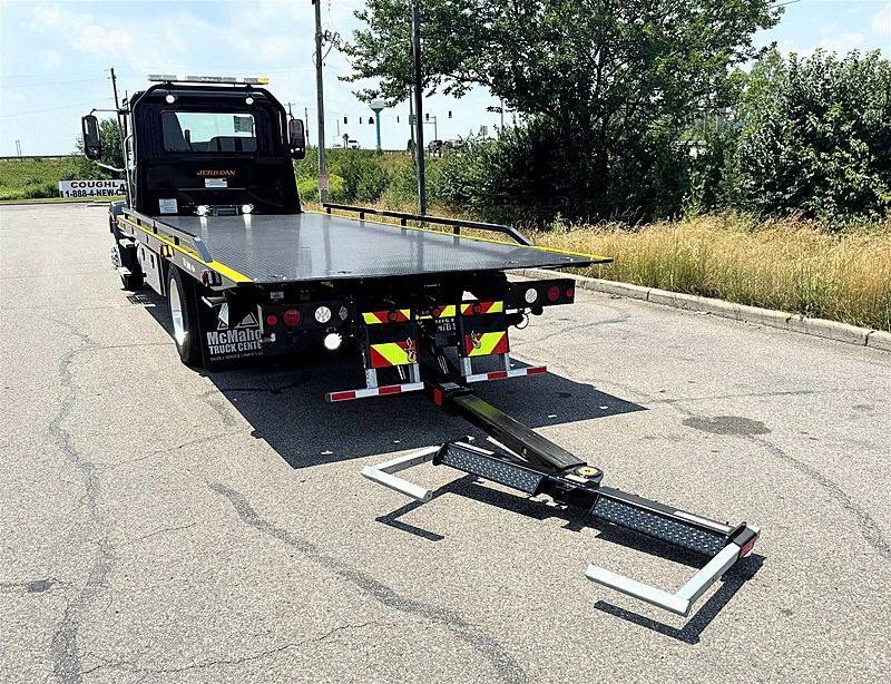 2024 Mack MD6 42R For Sale | Rollback | Non CDL | # MD012760/A417B