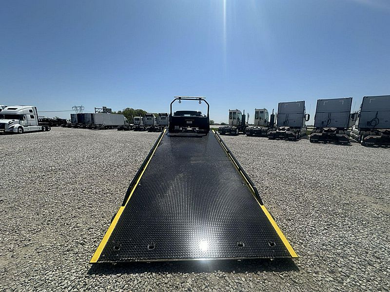 2024 Mack MD6 42R For Sale | Rollback | Non CDL | # MD073088/A323B