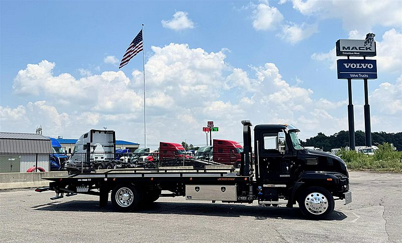 2024 Mack MD6 42R For Sale | Rollback | Non CDL | # MD012760/A417B