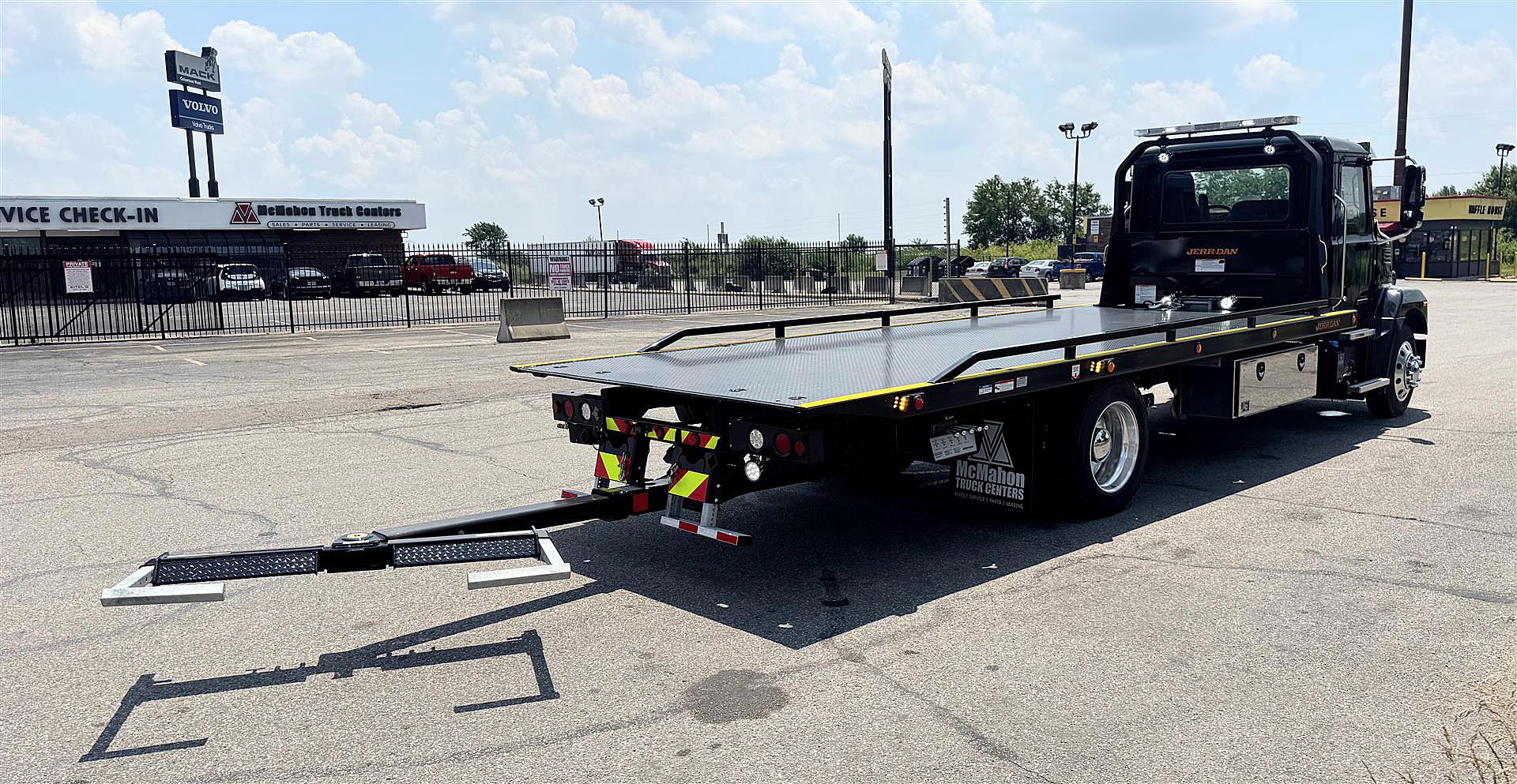 2024 Mack MD6 42R For Sale | Rollback | Non CDL | # MD012760/A417B