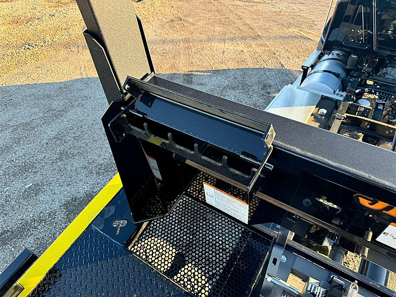 2024 Mack MD6 42R For Sale | Rollback | Non CDL | # 9413