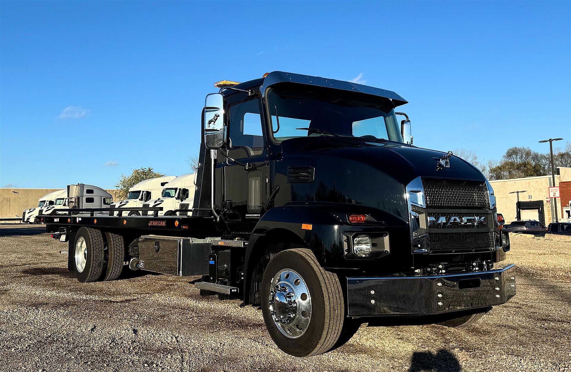 2024 Mack MD6 42R For Sale | Rollback | Non CDL | # A327B/MD010990