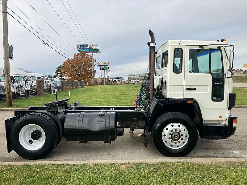 1997 Volvo FE42 For Sale | Day Cab | #VR476951A