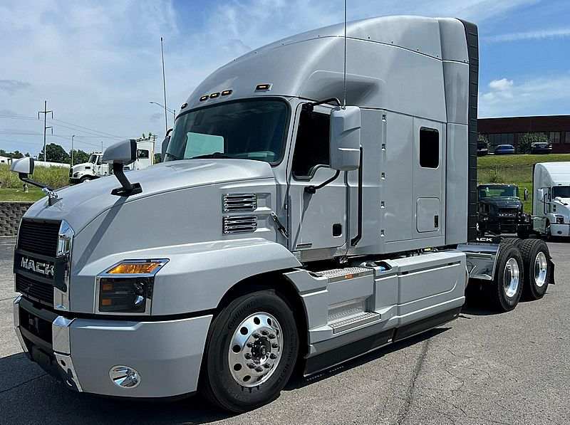 2024 Mack Anthem AN64T M742 (For Sale) | 70" Sleeper | #M045246