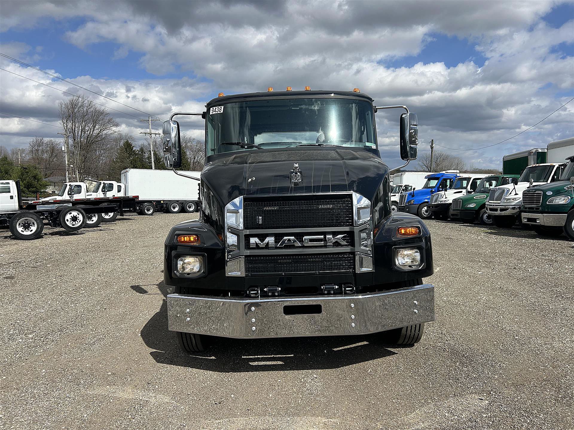 2024 Mack MD7 (For Sale) | Rollback | Non CDL | # MD012762/A379B