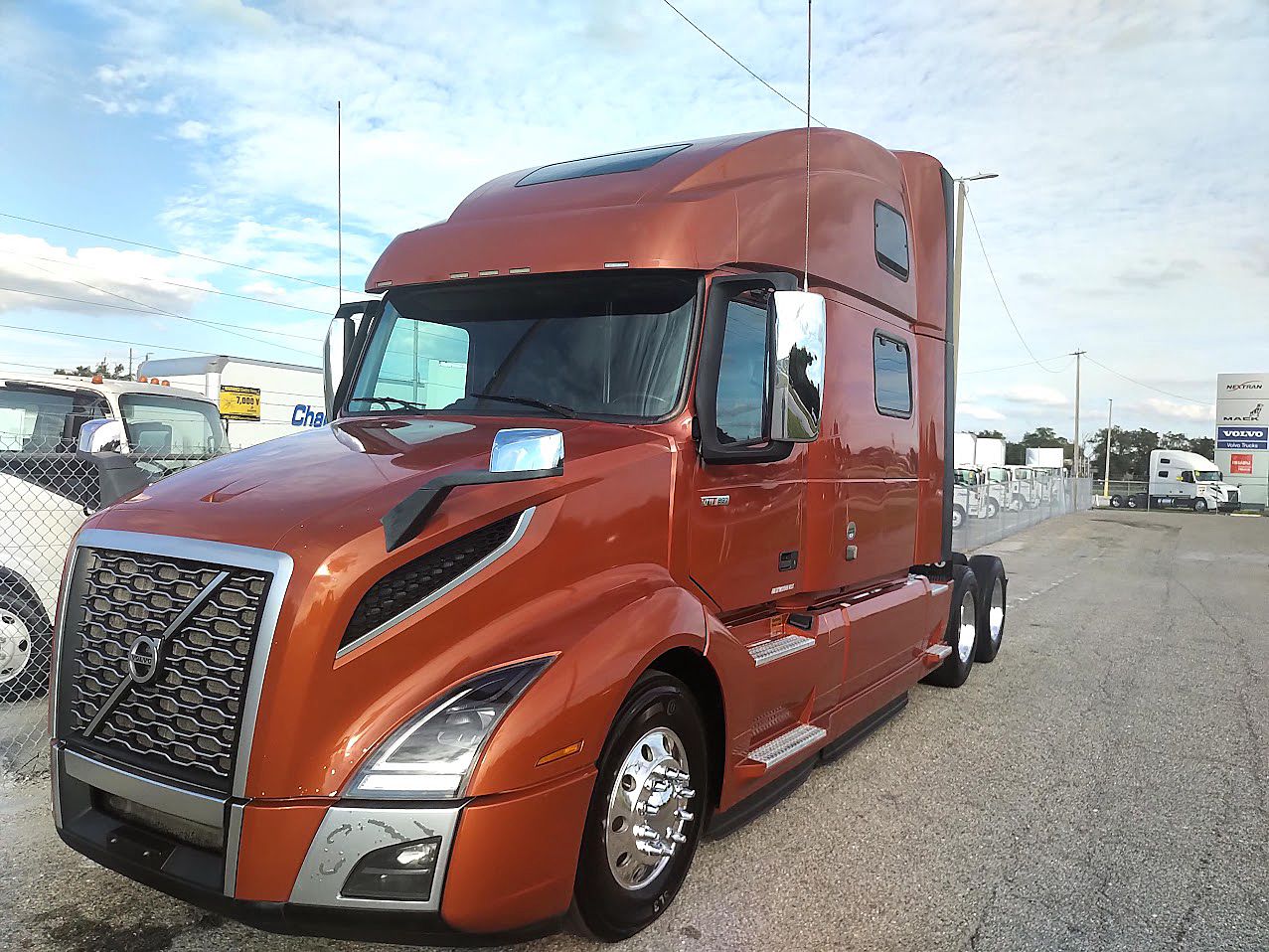 2020 Volvo VNL 860 For Sale | Sleeper Truck | #03VU203802
