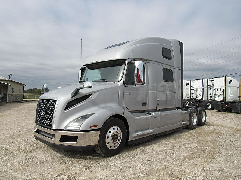 2018 Volvo VNL 860 (For Sale) | 72" Sleeper | #898208