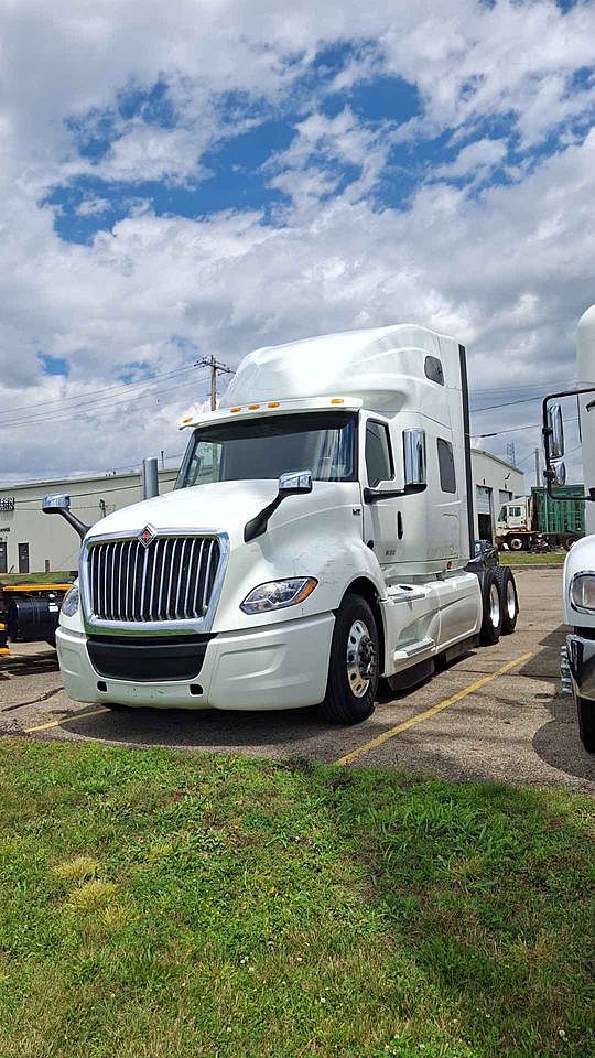 2022 International LT625 For Sale | 72" Sleeper | #200030