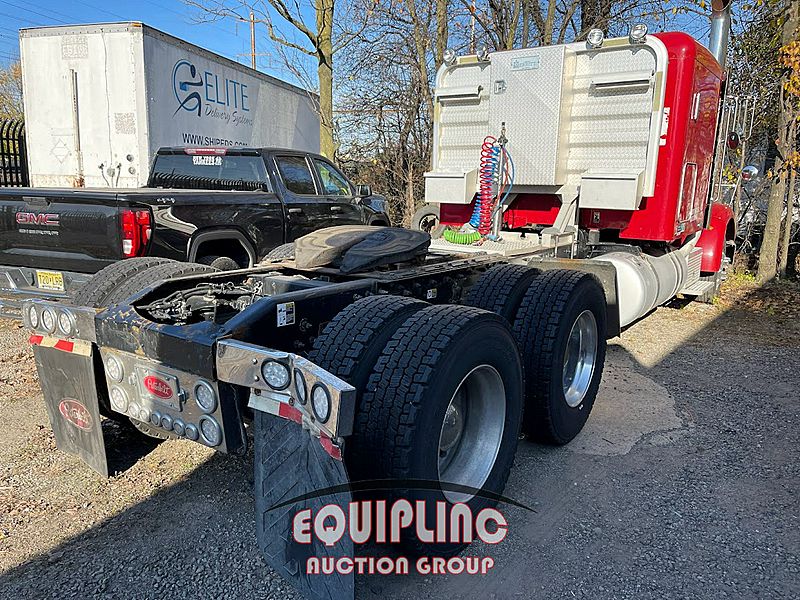 2009 Peterbilt 367 For Sale | Sleeper Truck | #DKF790082