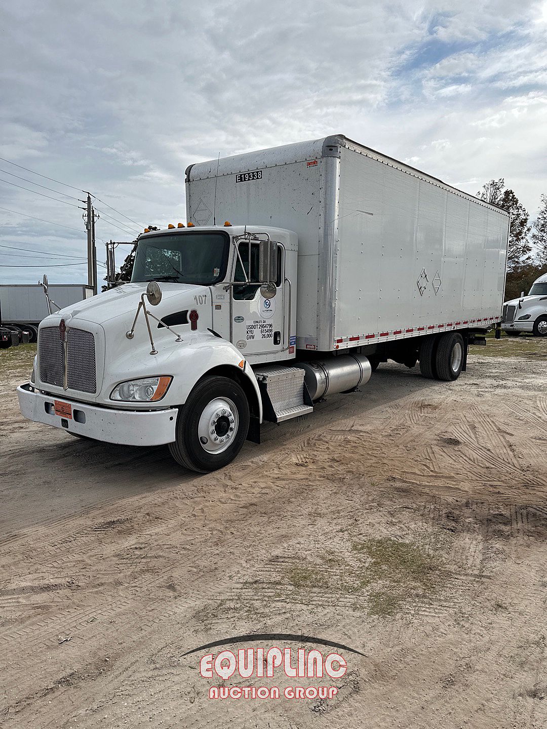 2016 Kenworth T3 Series For Sale | 26’ | #DKF499389