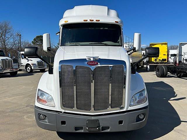 2019 Peterbilt 579 (For Sale) | 80" Sleeper | #D272331
