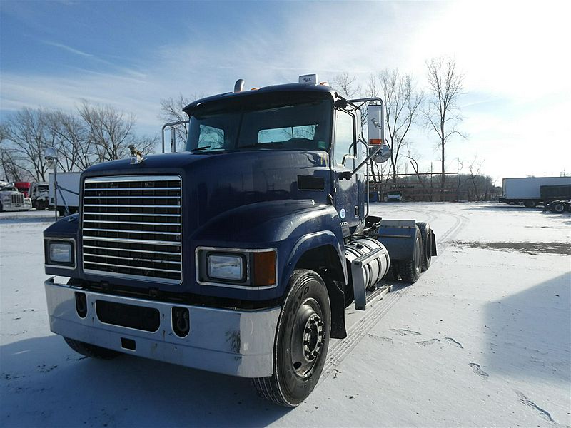2015 Mack Pinnacle CHU613 (For Sale) | Day Cab | #10329
